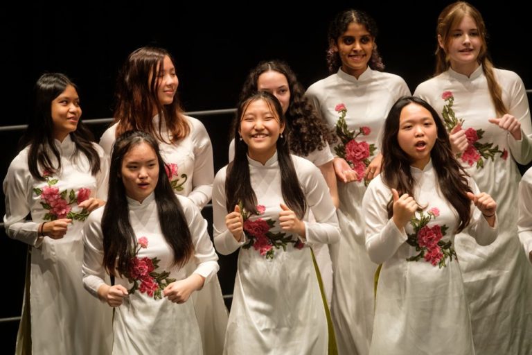 What are Co-Curricular Activities? Examples and Benefits