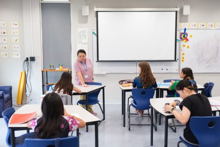 5 Essential Digital Literacy Skills for the Modern Age